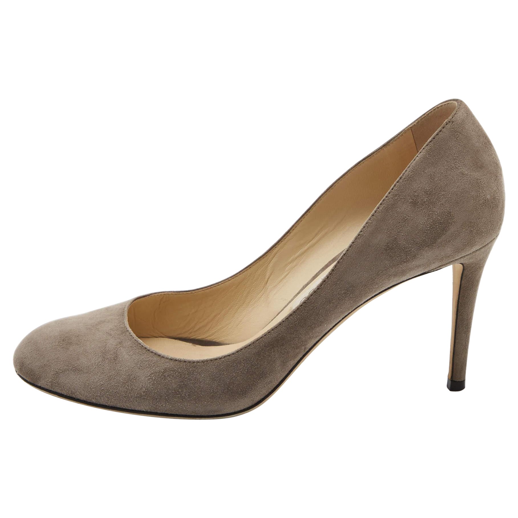 Jimmy Choo Grey Suede Round Toe Pumps Size 38 For Sale at 1stDibs
