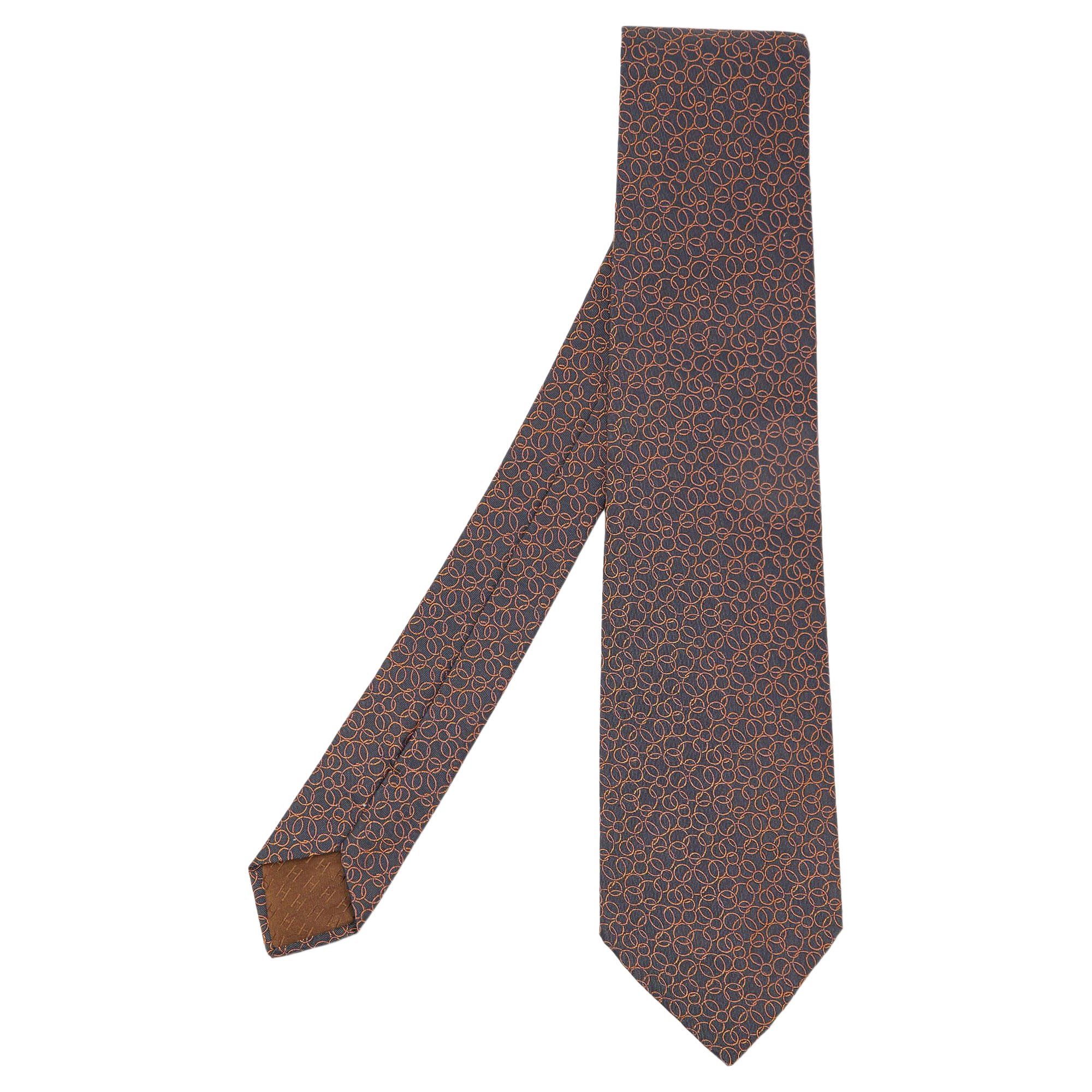 Hermes Midnight Blue Interlinked Ring Pattern Silk Tie For Sale at 1stDibs