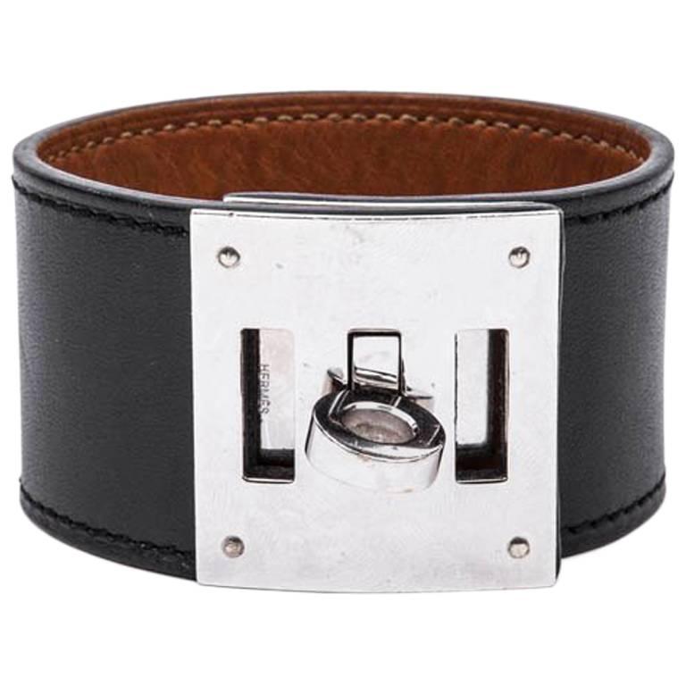 HERMES Kelly Dog Cuff in Black Calfskin at 1stDibs | hermes kelly cuff ...