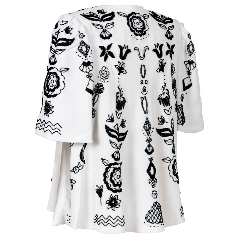 Tiziani by Karl Lagerfeld White Silk Black Floral Embroidered Swing ...