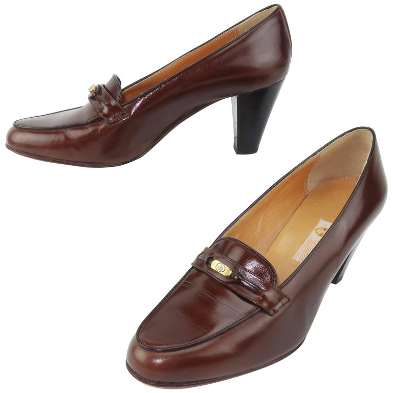 Preppy 1970's Gucci Brown Leather Heeled Loafers 37 1/2 B For Sale at ...