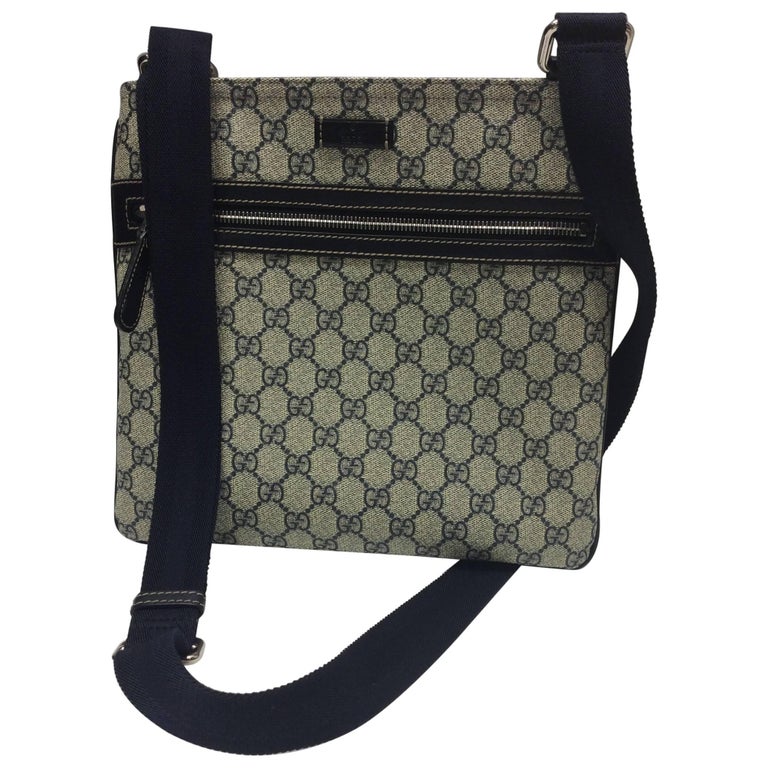 Gucci Navy Surpreme Canvas Logo Crossbody at 1stDibs