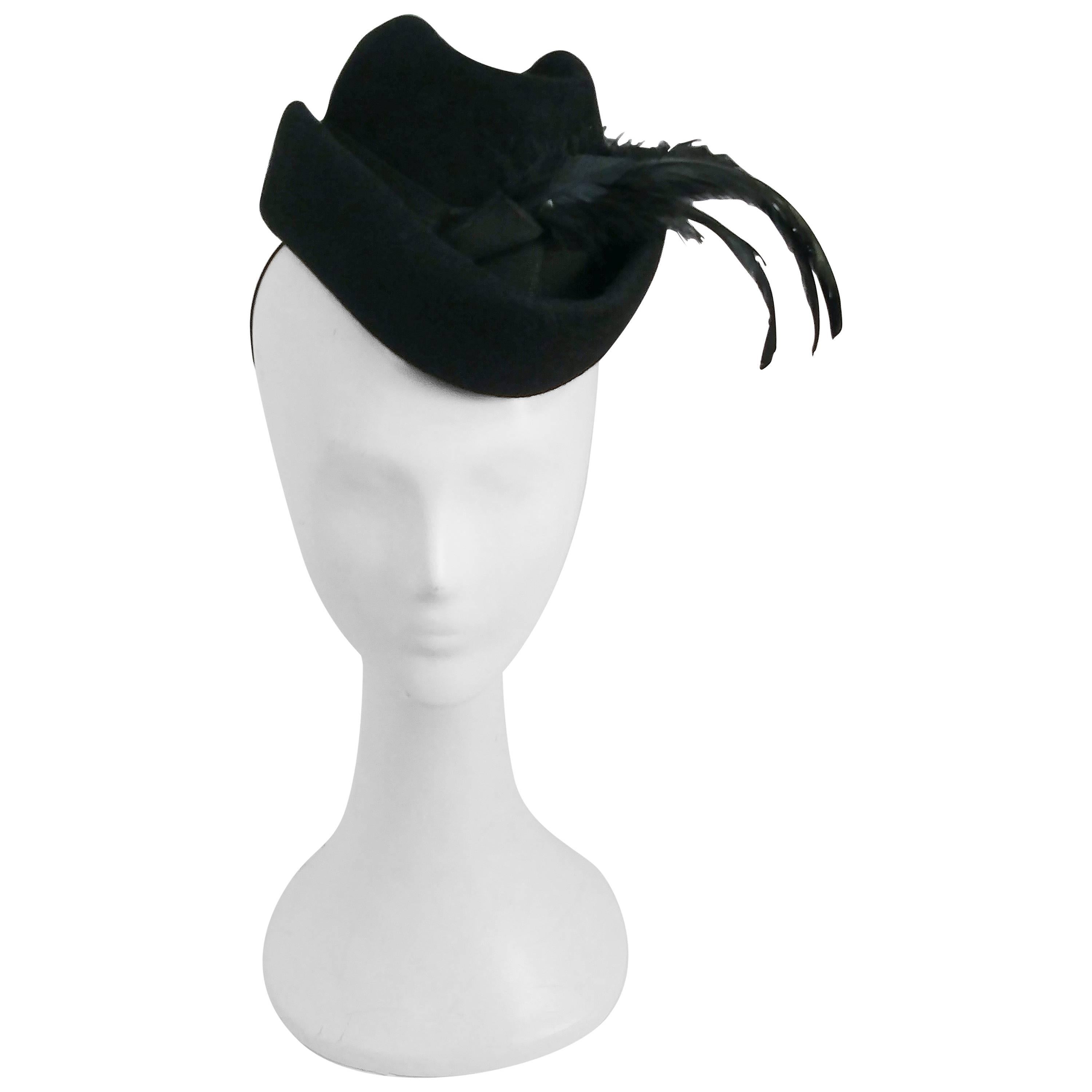 1940s Feminine Fedora w/ Feathers at 1stDibs