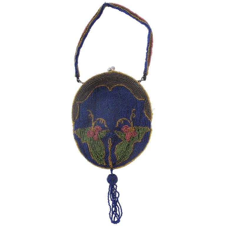 Antique Beaded Handbag at 1stDibs | antique beaded purses, antique ...