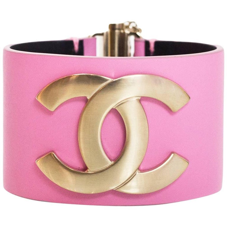 Chanel 2018 Pink Leather CC Cuff Bracelet Sz M with Box For Sale at ...