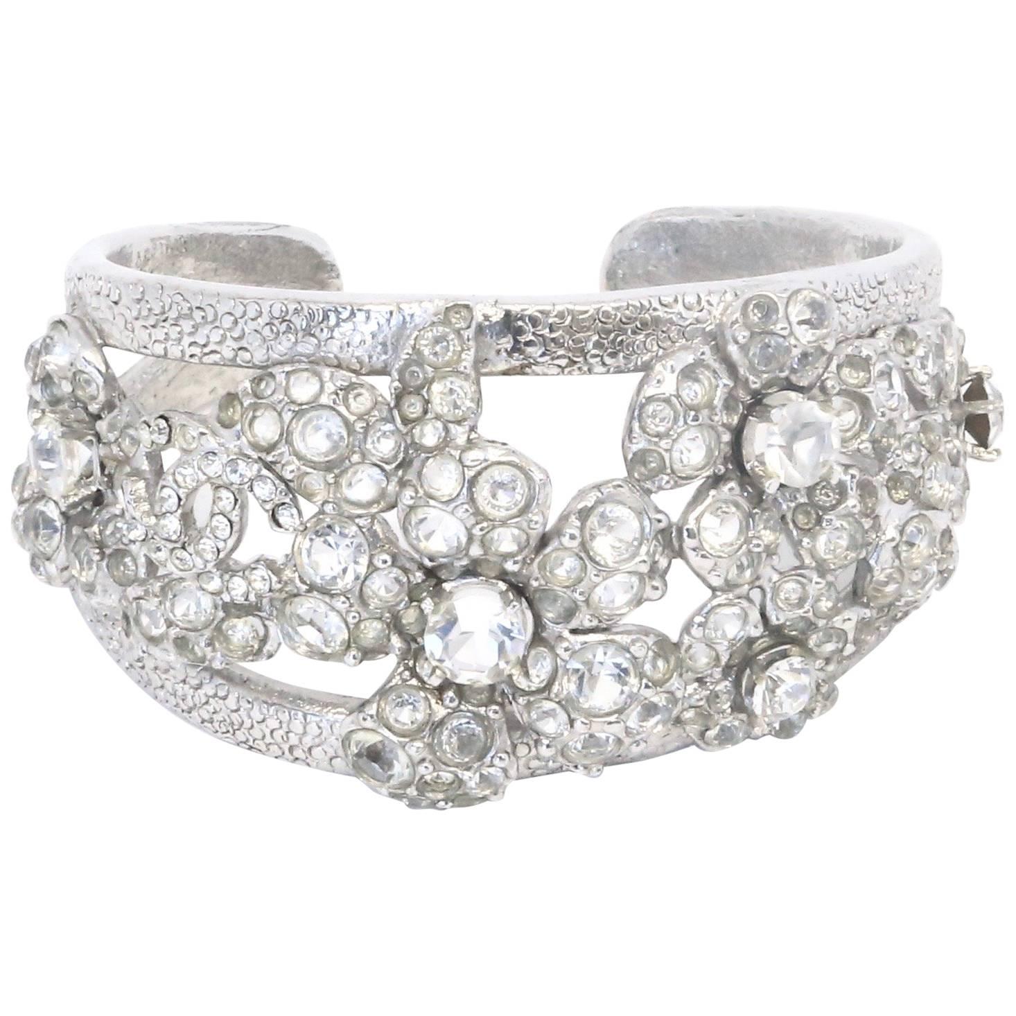 Chanel Black Resin and Pearl CC Cuff For Sale at 1stDibs