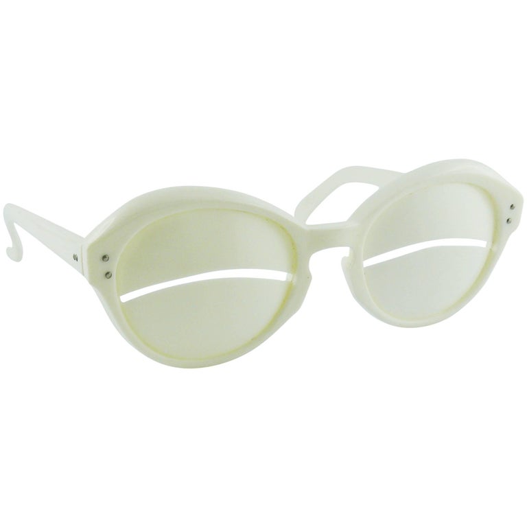 ANDRE COURREGES S/S 1965 Iconic "Lunettes Eskimo" Ivory Plastic Slit ...