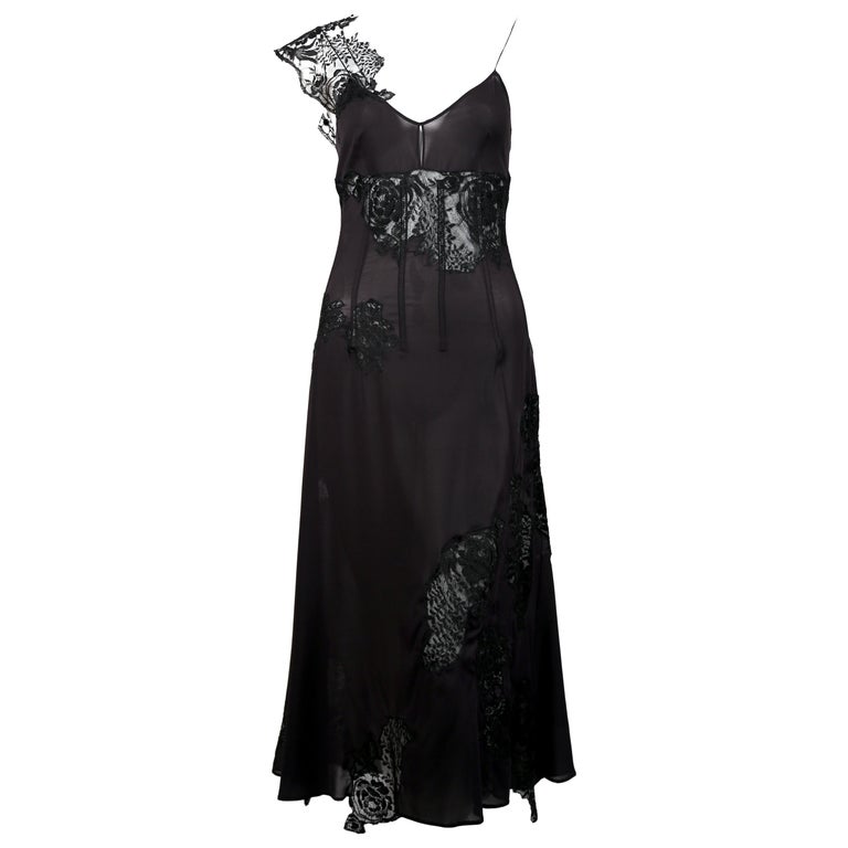 Dolce and Gabbana black lace runway dress, 2002 For Sale at 1stDibs ...