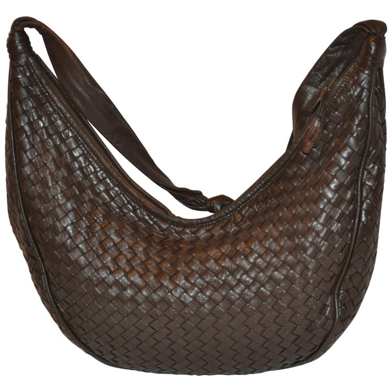 Bottega Veneta Deep Coco-Brown Woven Lambskin Zippered-Top Shoulder Bag ...