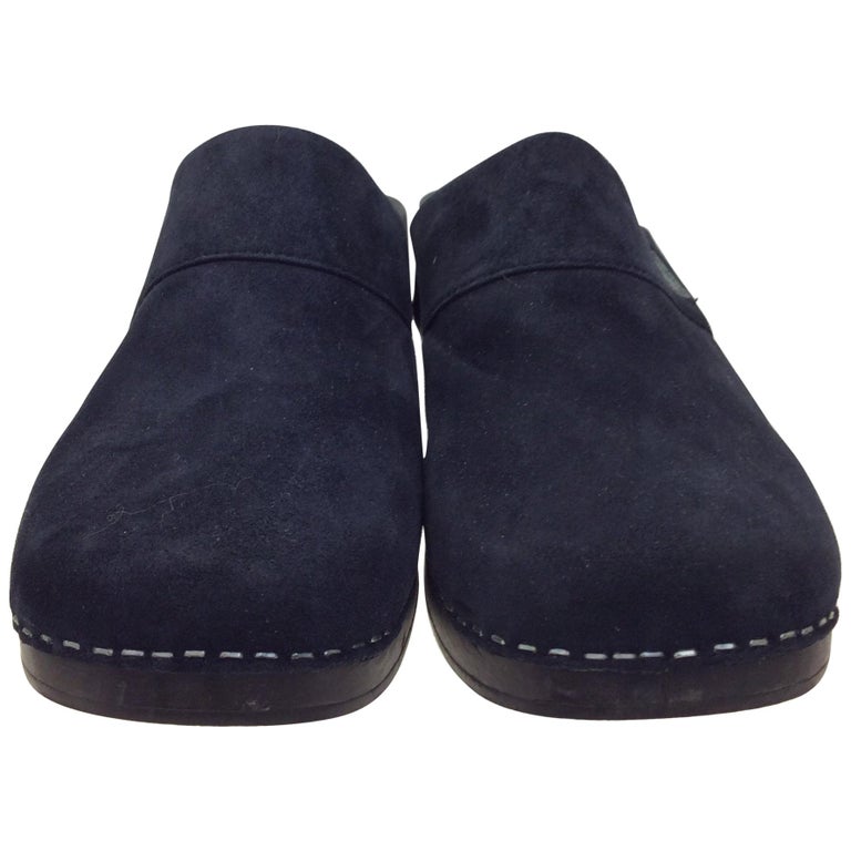 Chanel Navy Blue Suede Clogs For Sale at 1stDibs