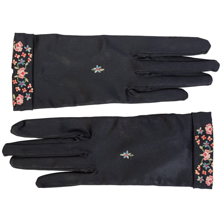1950s Hand Embroidered Rayon Stretch Satin Gloves with Flowers at 1stDibs