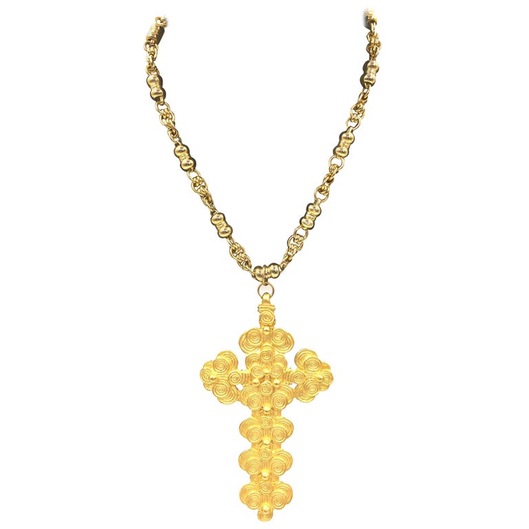 Cross Pendant on Chucky Chain Necklace For Sale at 1stDibs | chucky ...