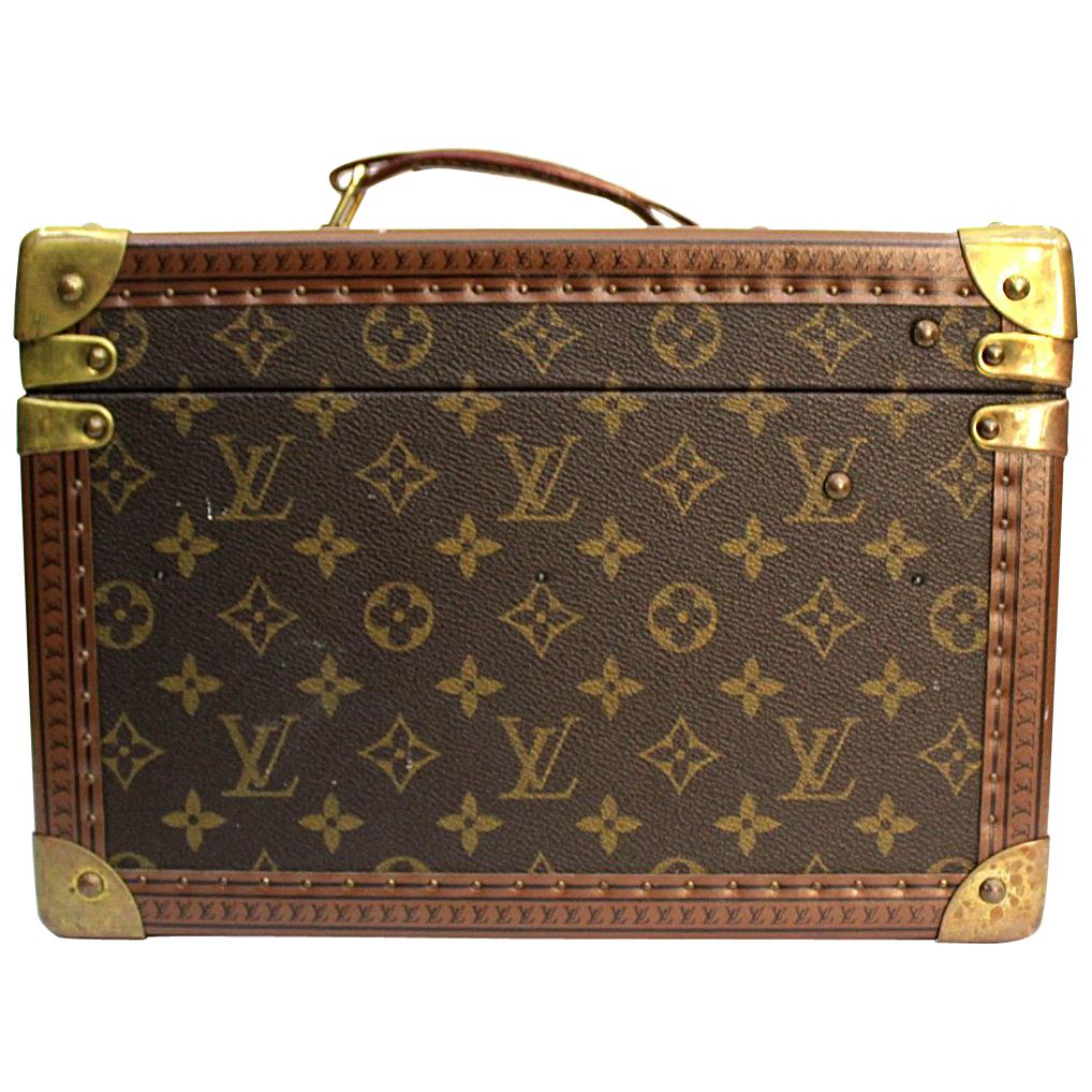 LOUIS VUITTON Monogram Canvas Vintage Beauty Case at 1stDibs