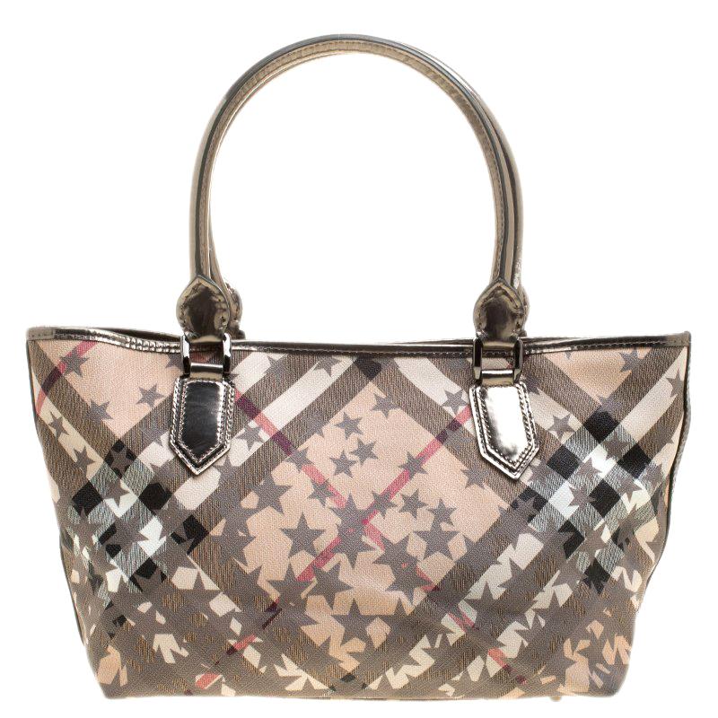 Burberry Beige/Grey Nova Check Vinyl Nickie Stars Tote For Sale at 1stDibs