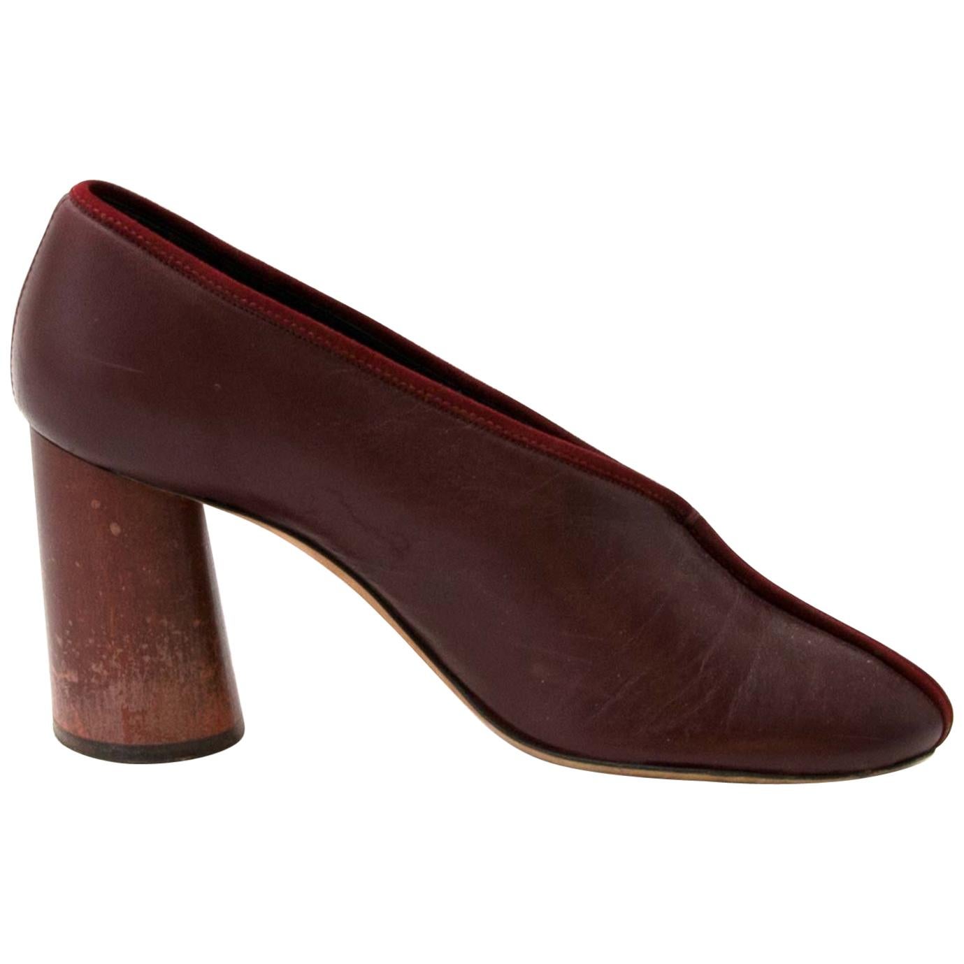 Céline Paris V Neck Barrel Heel Leather Pump - Size 37 For Sale at ...