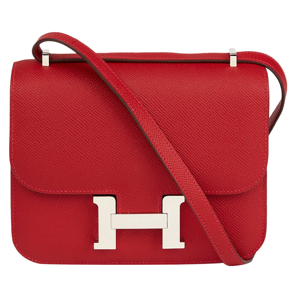 Hermès Red Clemence PM Evelyne Bag For Sale at 1stDibs