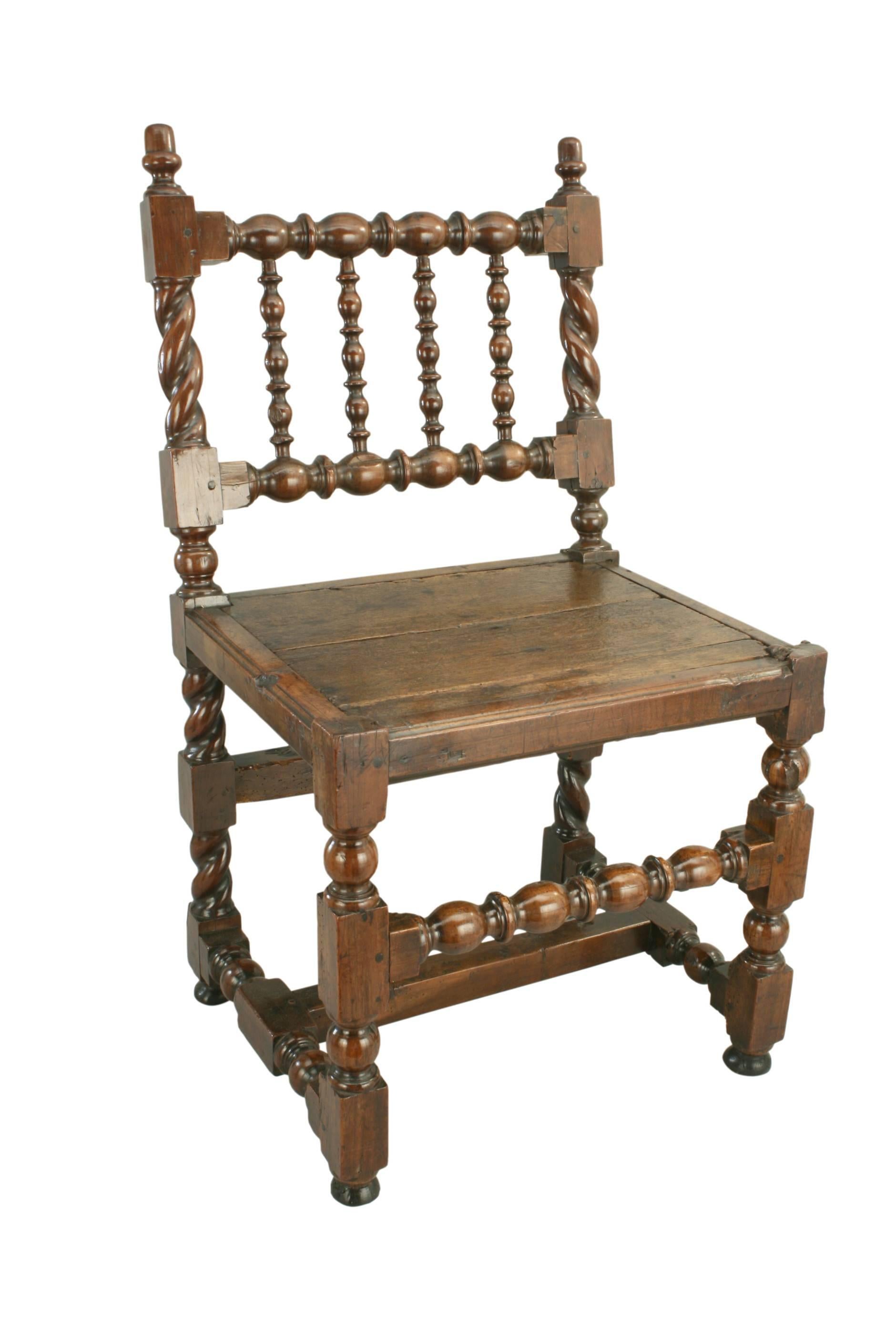 Antique Turned or Turners Chair in Walnut, 17th Century, Very Rare For ...