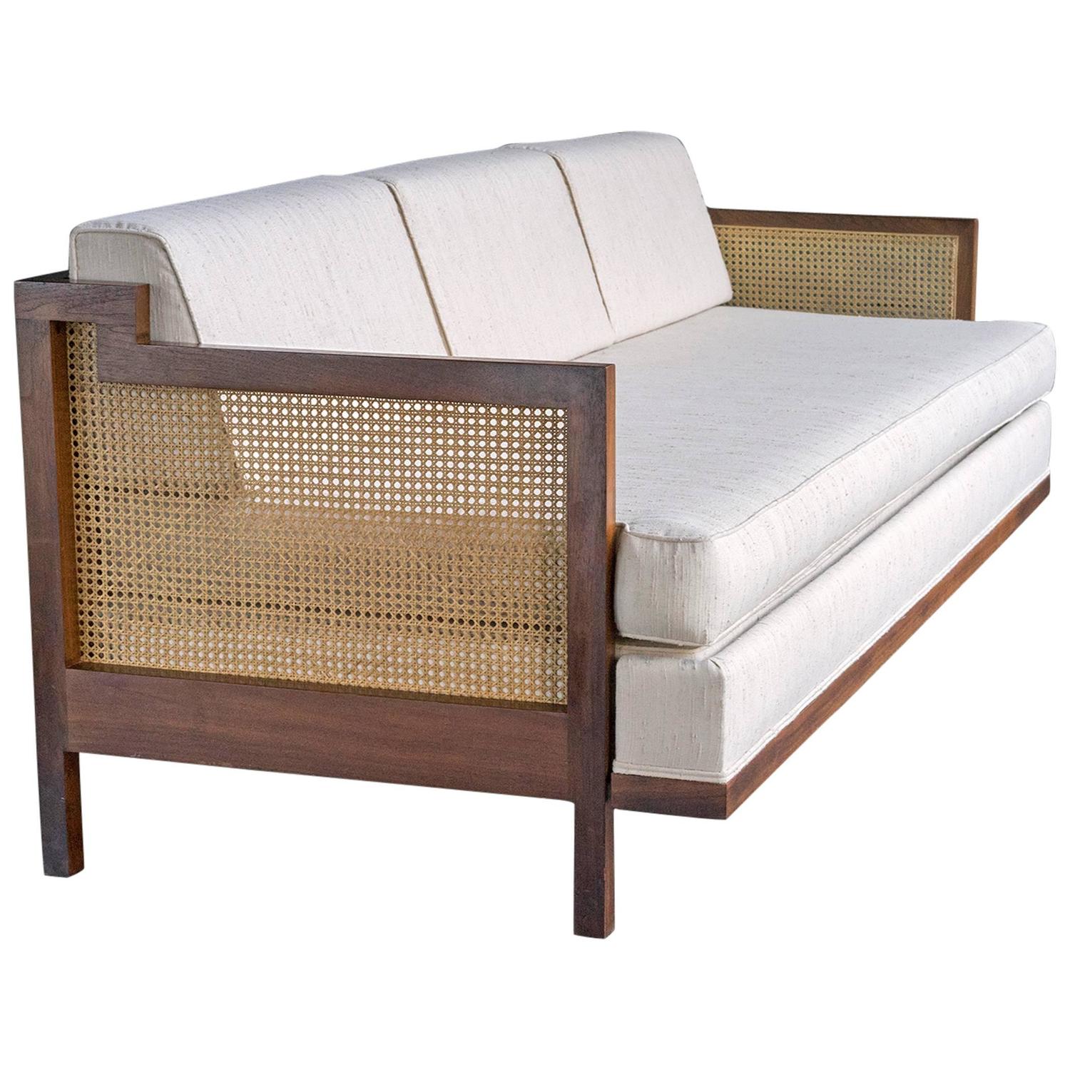 Convertible Trundle Daybed at 1stdibs