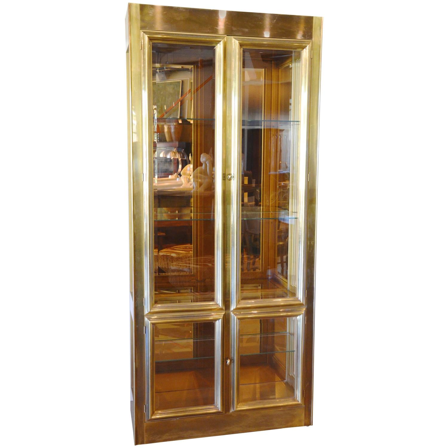Mastercraft Brass Vitrine For Sale at 1stdibs