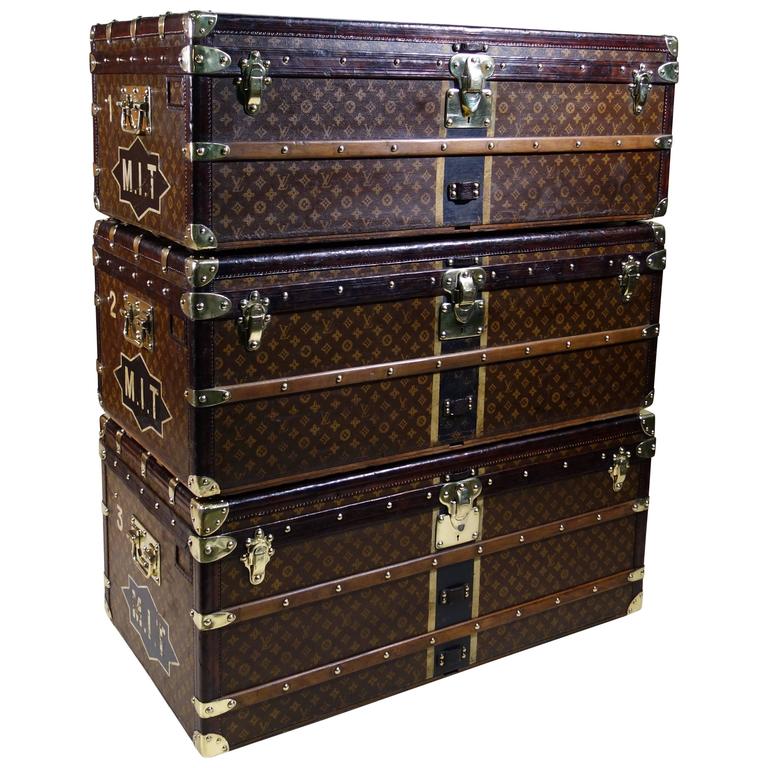 Set of Three Louis Vuitton Trunk / Set De Three Malles Vuitton at 1stDibs