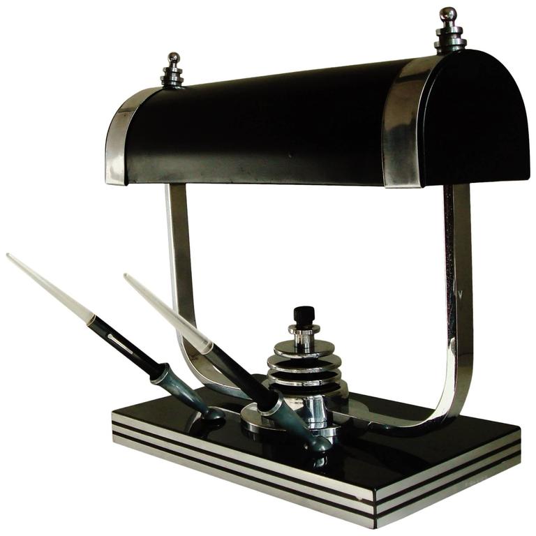 American Art Deco Black Enamel, Bakelite and Chrome Twin Pen Desk Lamp ...