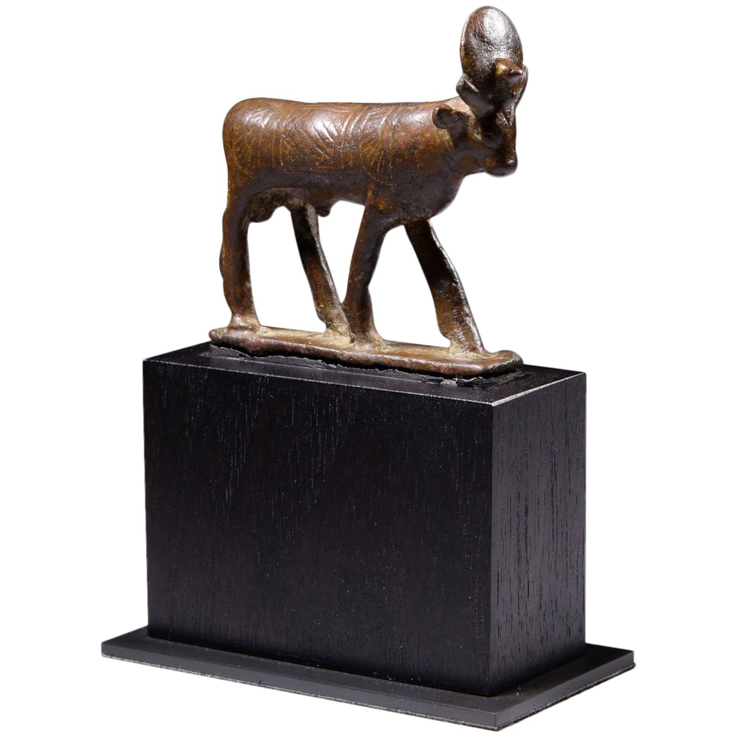 Ancient Egyptian Bronze Sculpture of the Sacred Bull Apis, 664 BC For ...