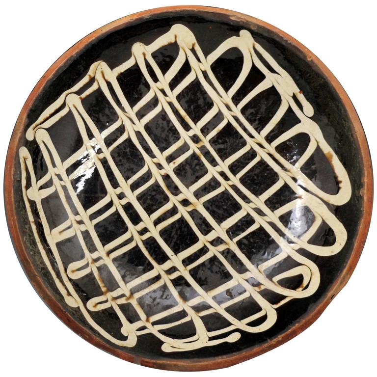 Antique English Slipware Earthenware Circular Baking Dish, Late 18th ...