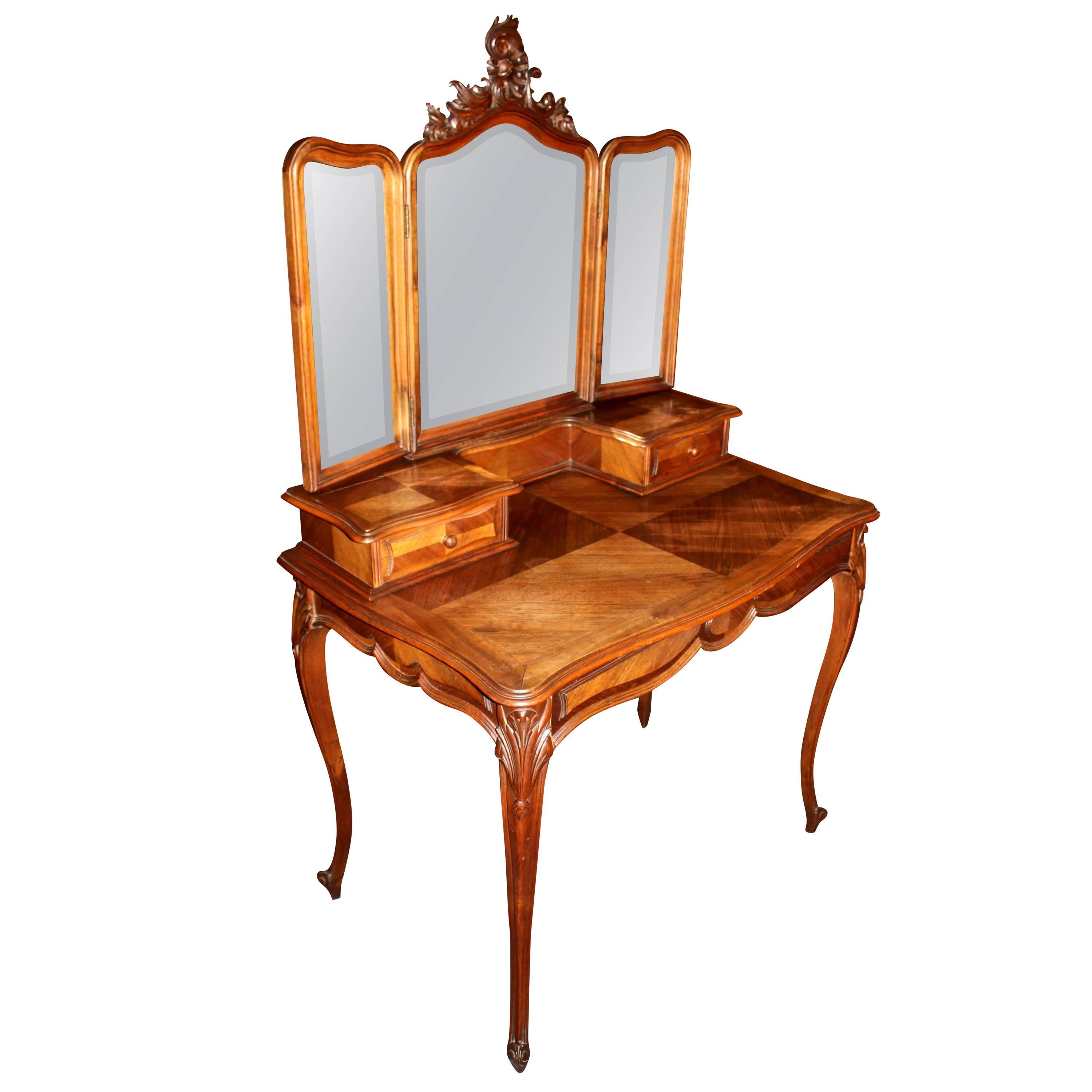 Early 20th Century French Louis XV Ladies' Vanity at 1stDibs