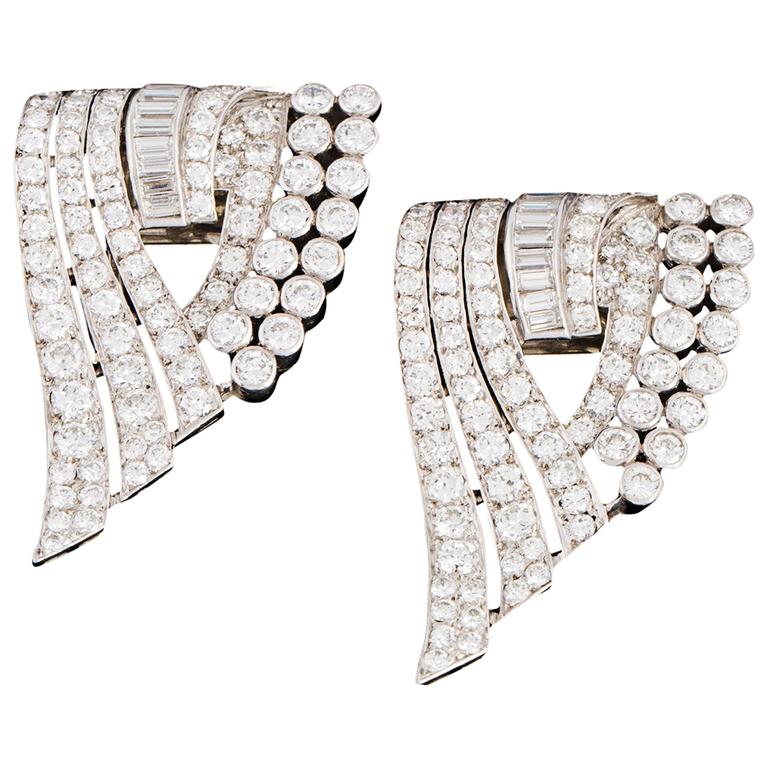Pair of Diamond, Platinum and Gold Dress Clips For Sale at 1stDibs
