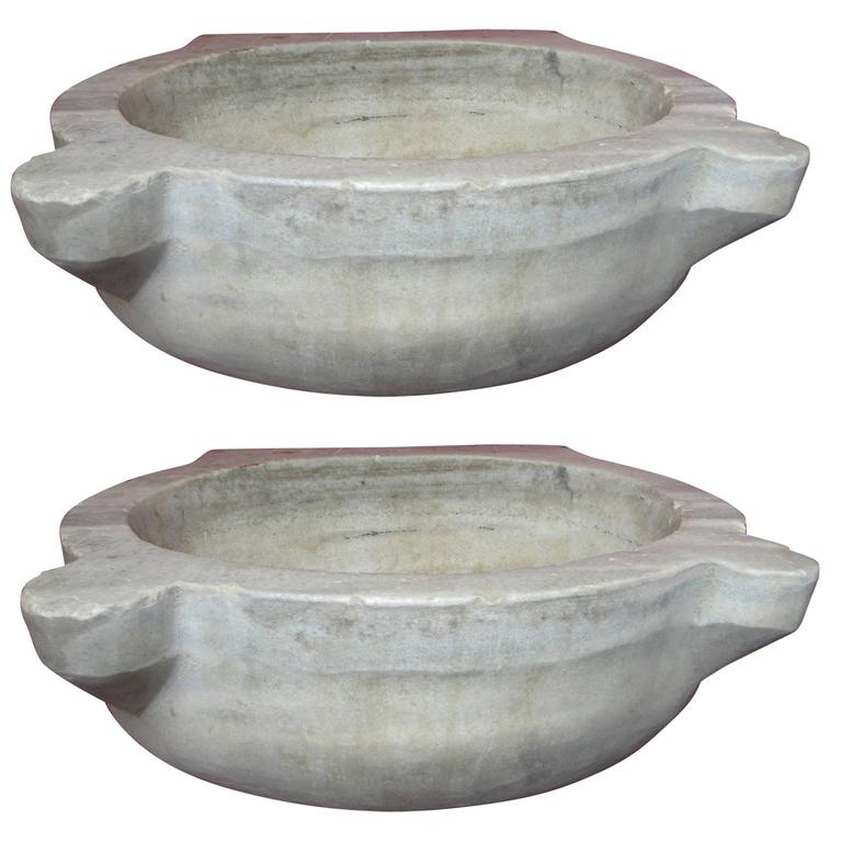 Pair of Antique Marble Architectural Wash Basins For Sale at 1stDibs