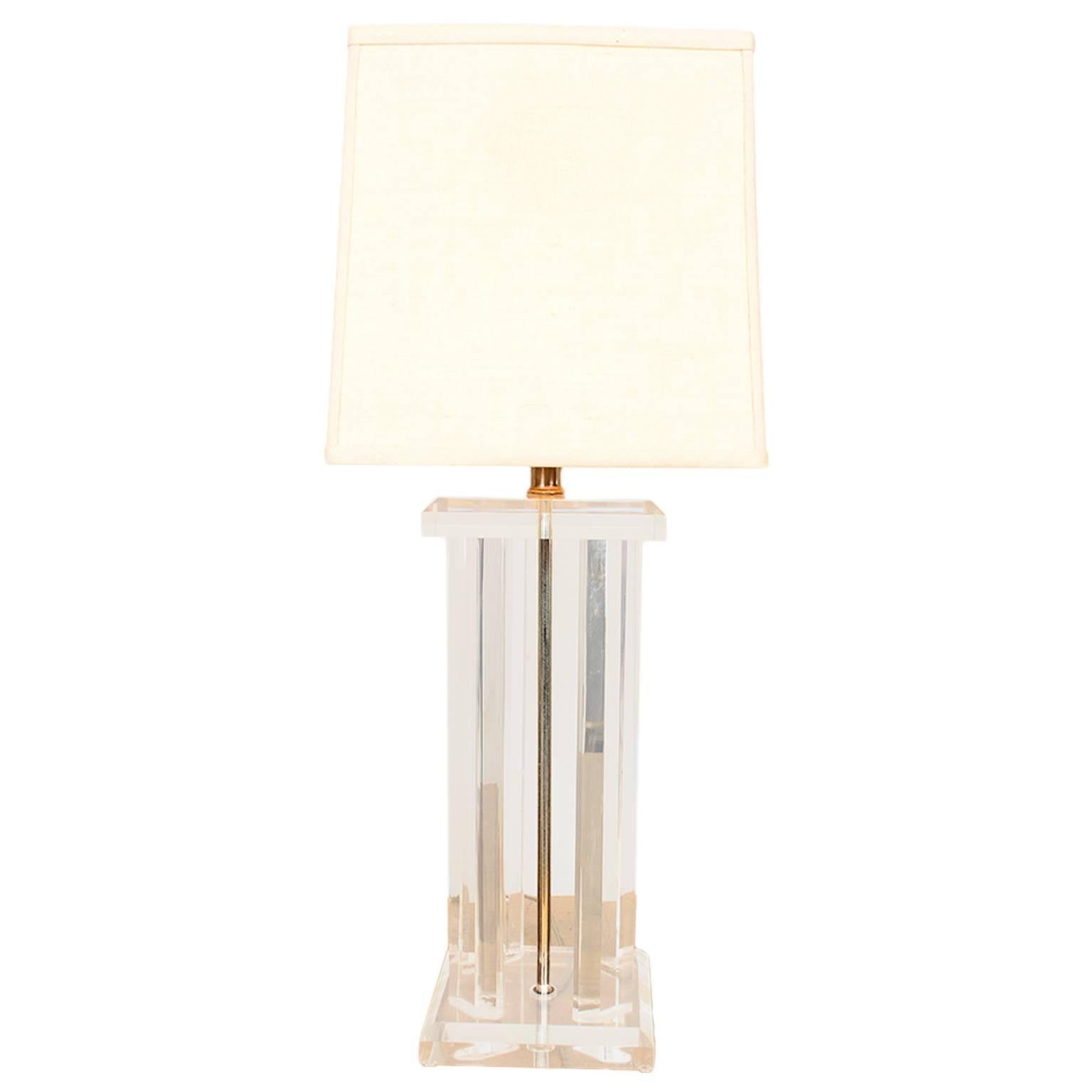 Mid-Century Modern Lucite Skyscraper Table Lamp For Sale at 1stDibs