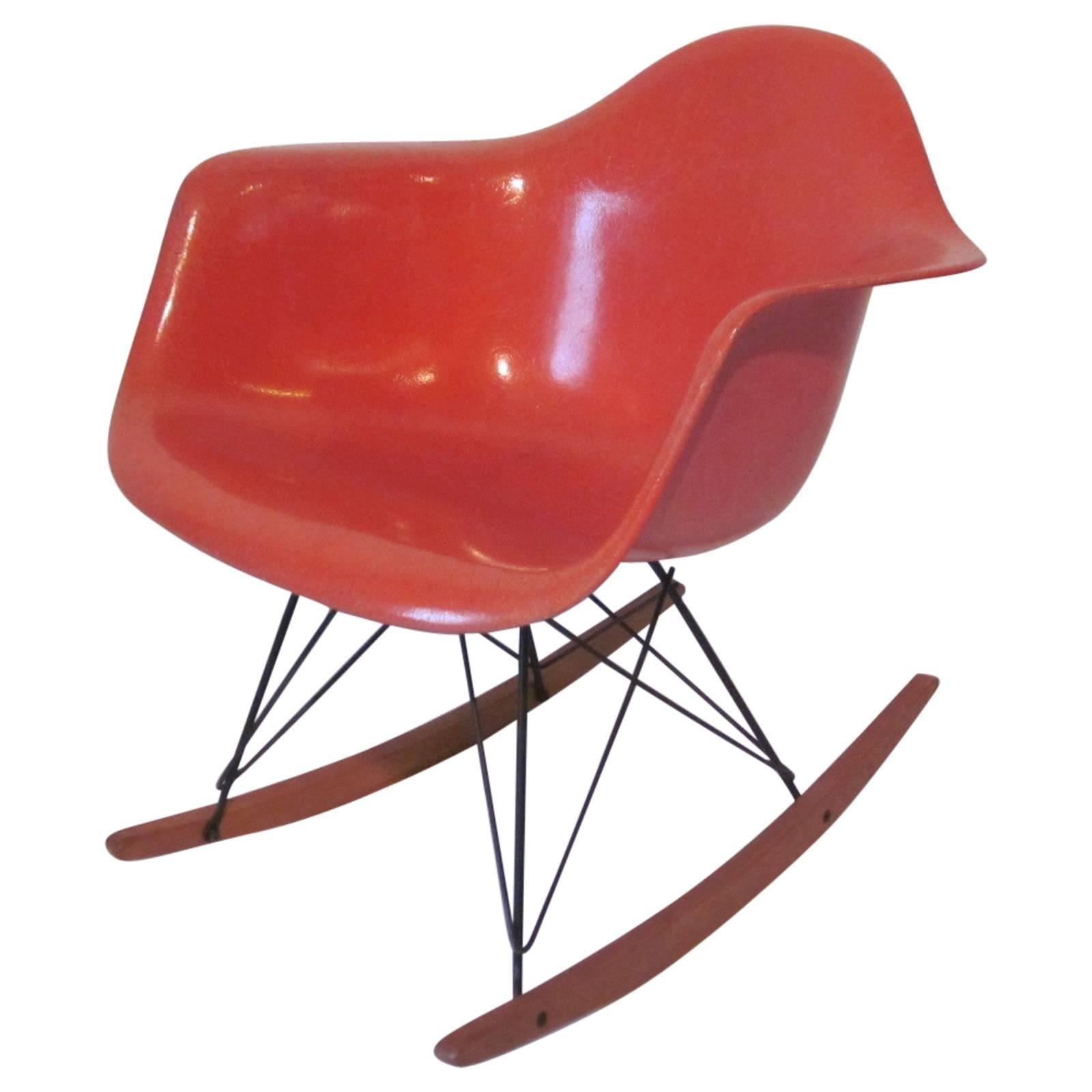 Vintage Eames Rocker for Herman Miller at 1stDibs