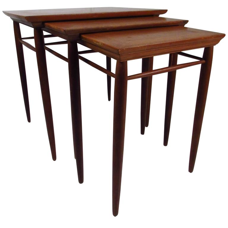Set of Mid-Century Modern Henredon Nesting Tables at 1stDibs