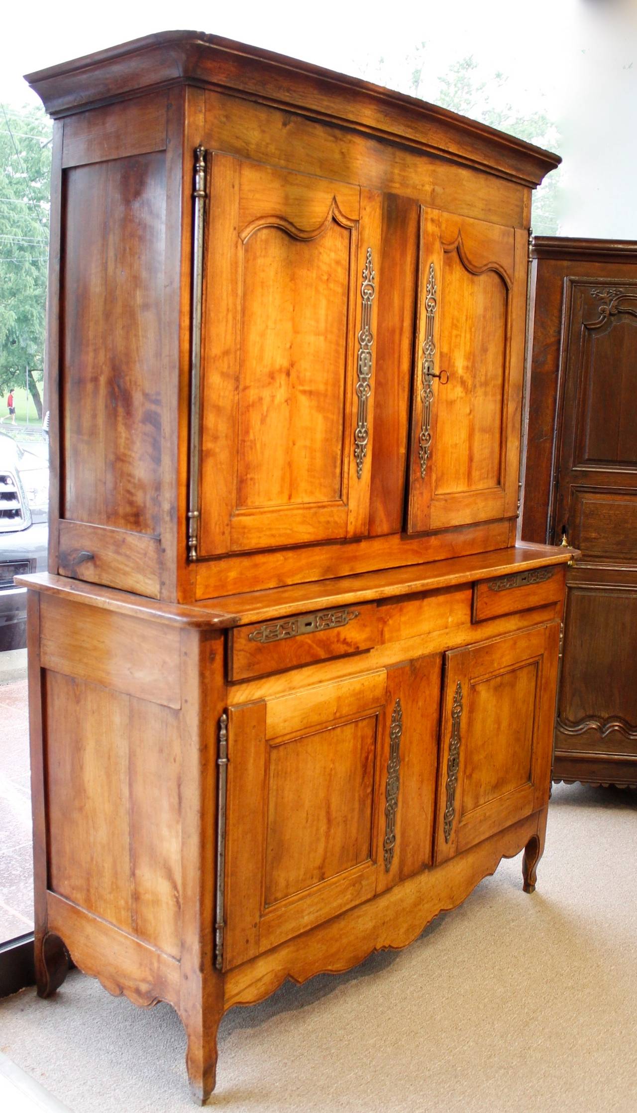 French Provincial Fruitwood Buffet à Deux Corps For Sale at 1stDibs