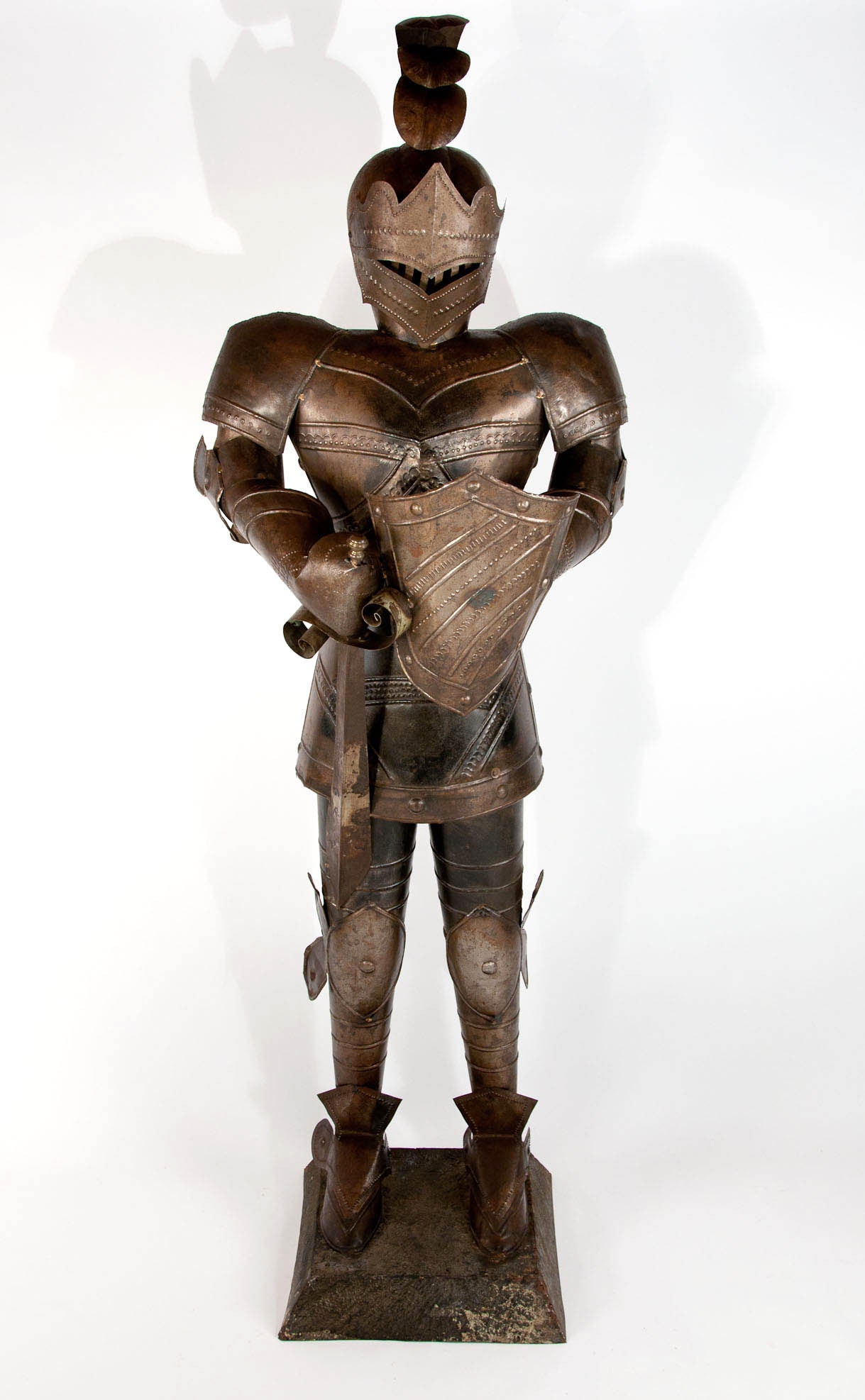 Delightful Life-Size Knight in Armour at 1stDibs | tin knight statue ...