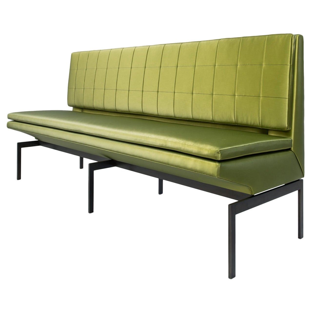 Customizable Curved Banquette / Booth Seating in COM/COL by Costantini ...