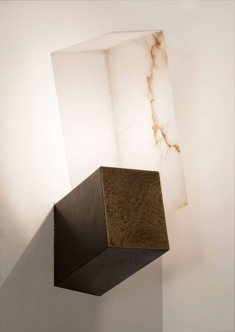 Applique en albâtre « Pirouette » d'Herv van der Straeten, France, 2012 ...