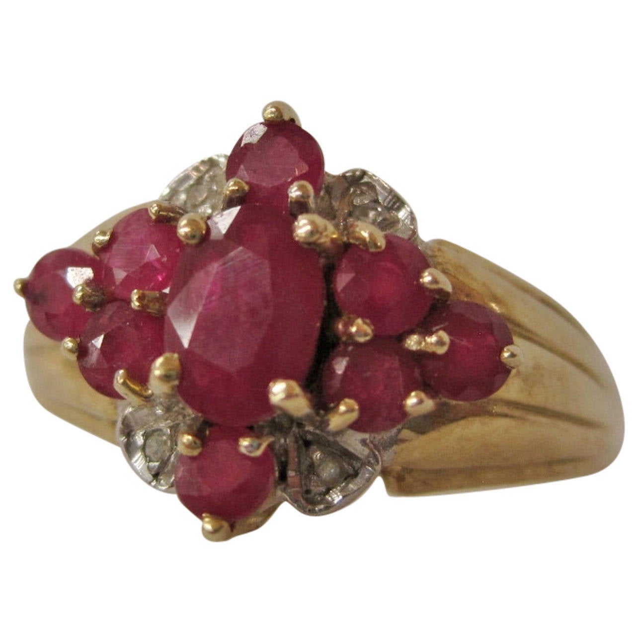 10-Karat Gold and Ruby Ring at 1stDibs