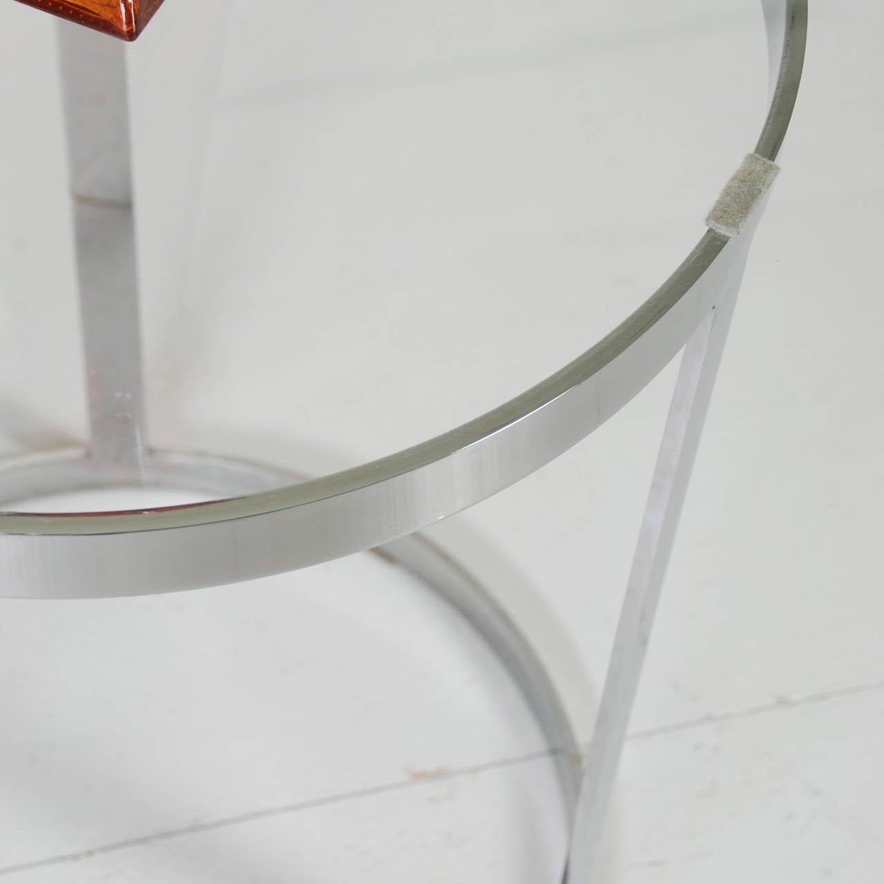 Milo Baughman Round Glass and Chrome Dining Table at 1stDibs