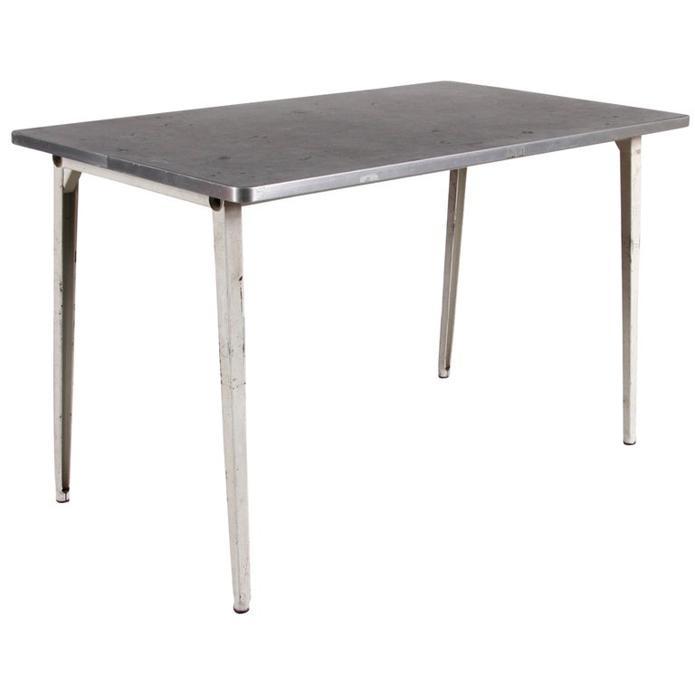 Friso Kramer Reform Table, circa 1950 For Sale at 1stDibs
