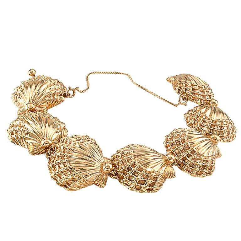 Ruser Gold Sea Shell Bracelet at 1stDibs