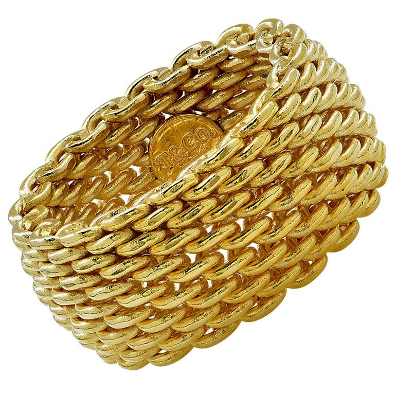 Tiffany and Co. Gold Mesh Ring at 1stDibs | tiffany gold mesh ring ...