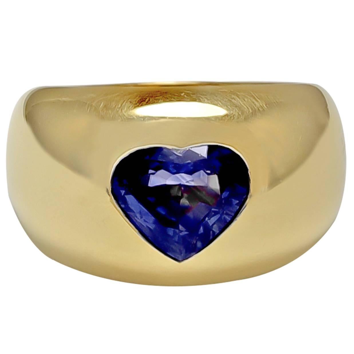 Gorgeous Sapphire Gold Heart Ring at 1stDibs