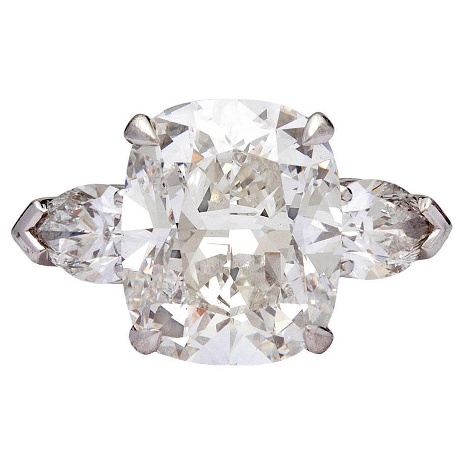 Graff 7.14 Carat Diamond Platinum Three Stone Ring For Sale at 1stdibs