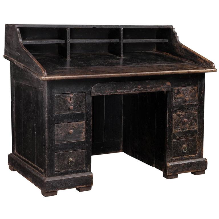 Concierge Desk at 1stDibs