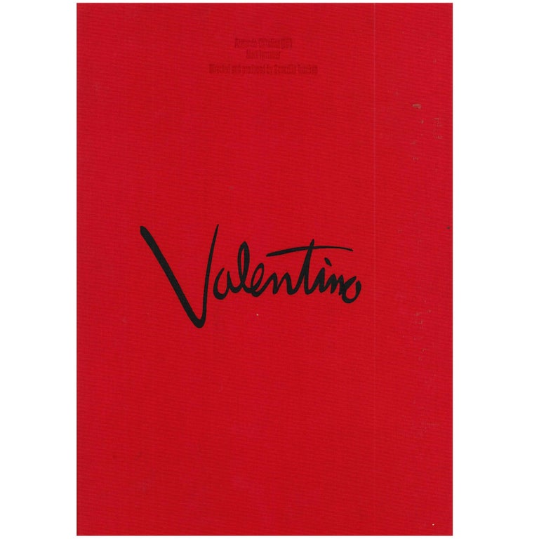 Valentino, Una Grande Storia Italiana (Livre) - En vente sur 1stDibs