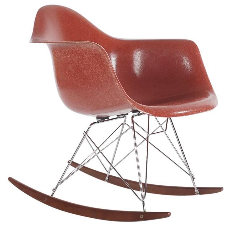 Mid-Century Eames Herman Miller Fiberglass Rocking Lounge Chair in ...