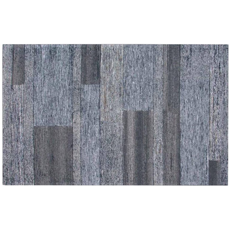 Cross Weave Tufted Rug For Sale at 1stDibs