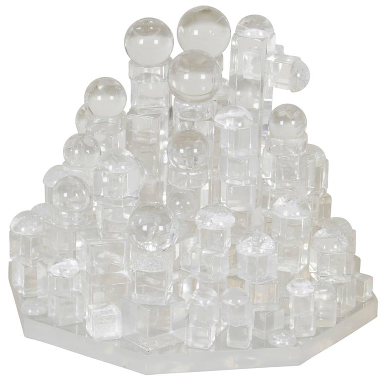 Modern Abstract Lucite Sculpture For Sale at 1stDibs