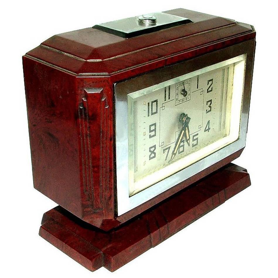 Large French Art Deco Bakelite Clock For Sale at 1stDibs